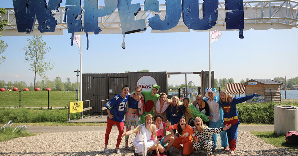 Hét meest Extreme Vrijgezellenfeest | Wipeout Nederland